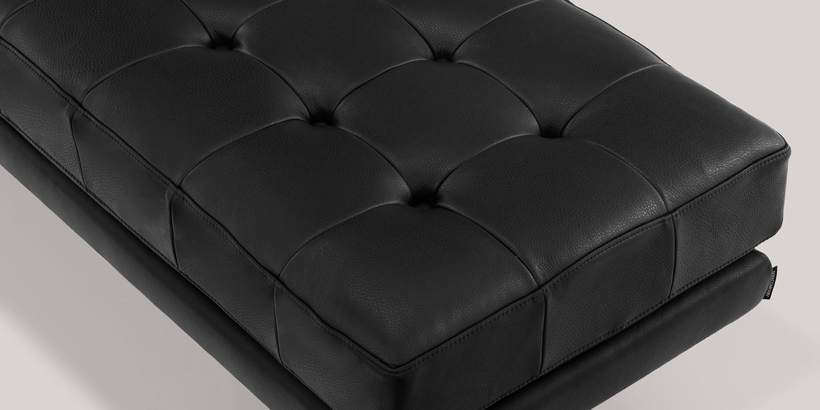 Fringe Interior | Alex Bench